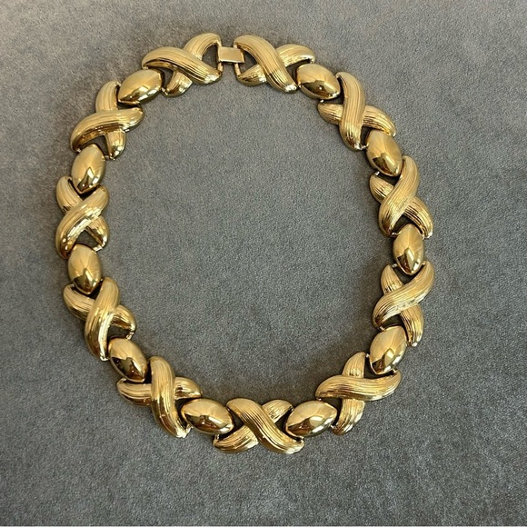 Butler | Jewelry | Butler Fifth Avenue Collection Polished Brushed Gold ...
